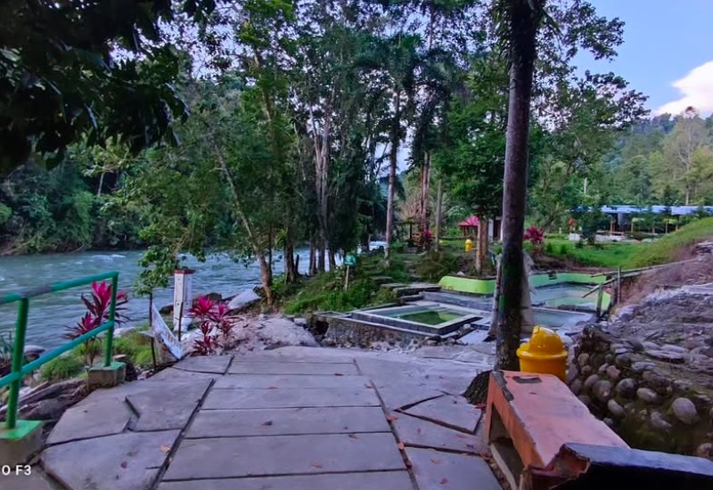 Bupati Luwu Utara: Air Panas Pincara Butuh Perhatian Khusus Kementerian ...