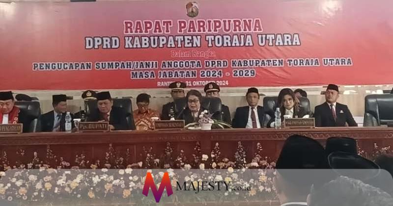 30 Anggota DPRD Toraja Utara Dilantik, Hermin Sa’pang Jabat Ketua Sementara - Majesty.co.id