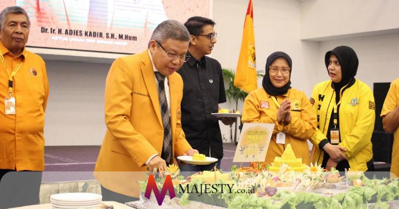 Rayakan HUT Ormas MKGR, Taufan Pawe Kenang SYL dan Banyaknya Guru Besar ...